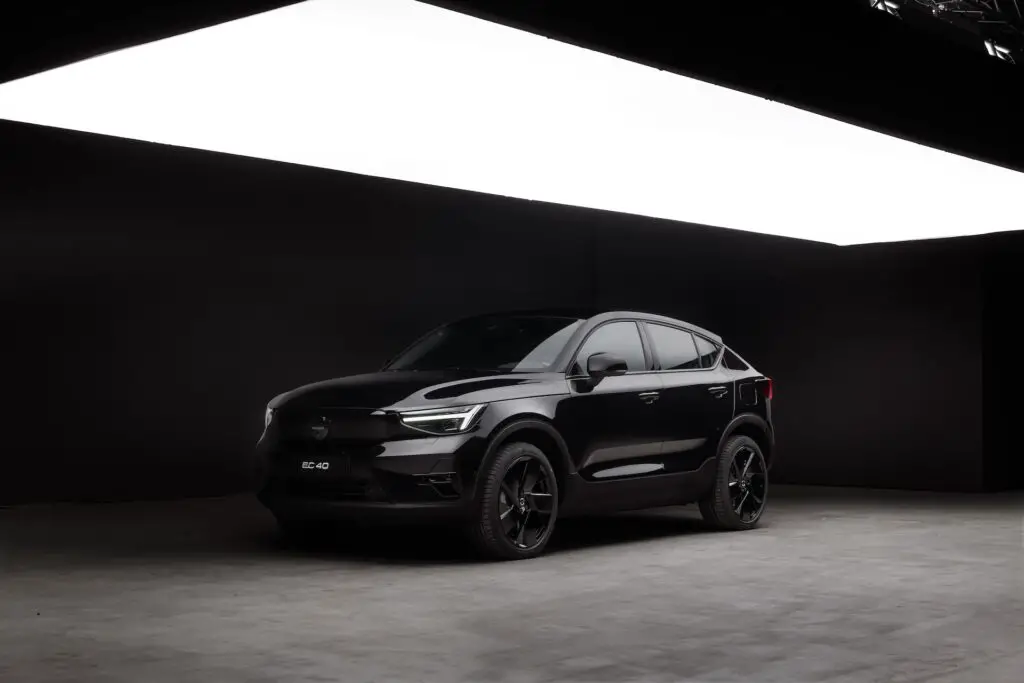 Volvo change de gamme : des noms différents pour les modèles XC40 et C40 - All cars news