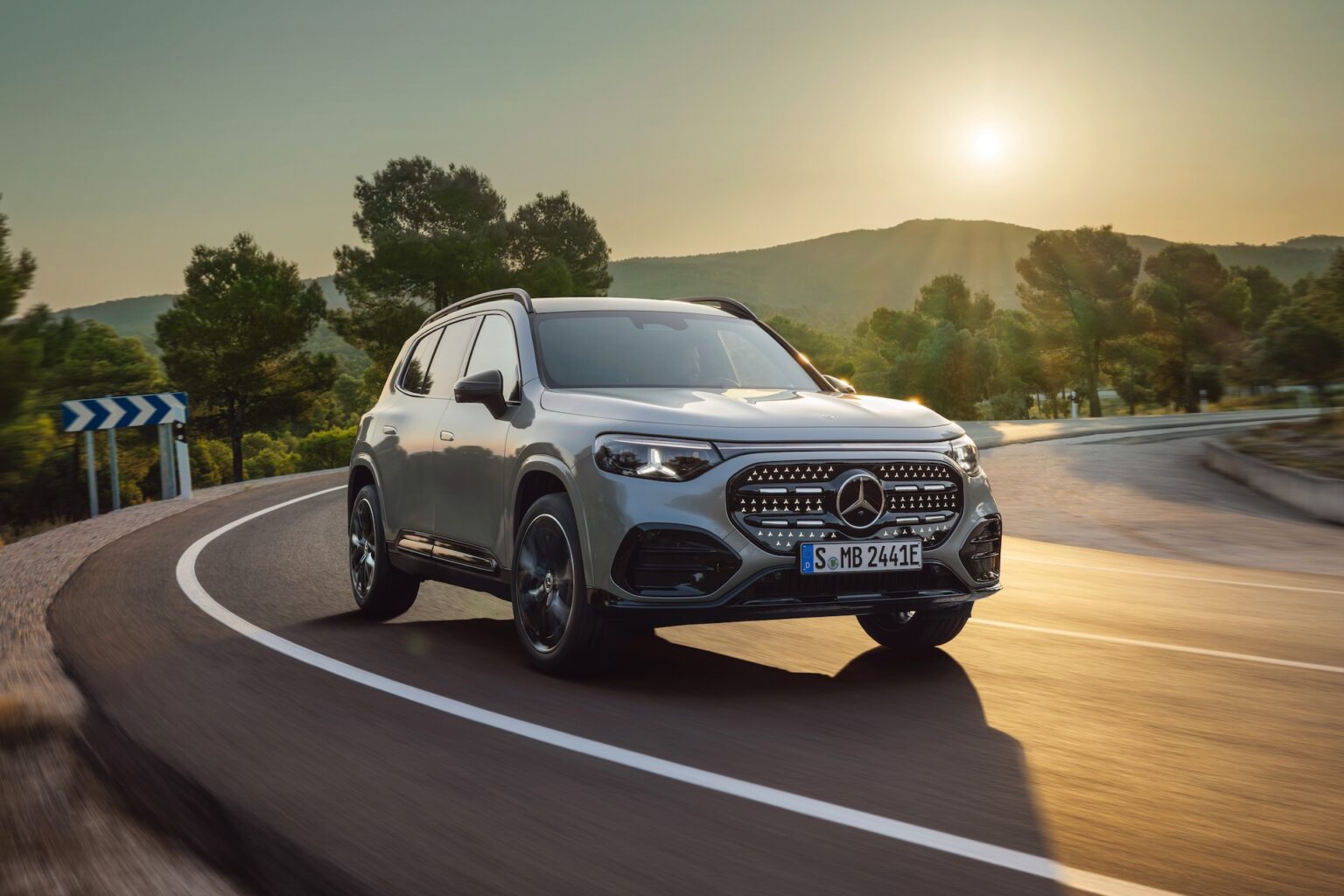 Der neue Mercedes-Benz GLB ist ein Weltraumwunder - All cars news